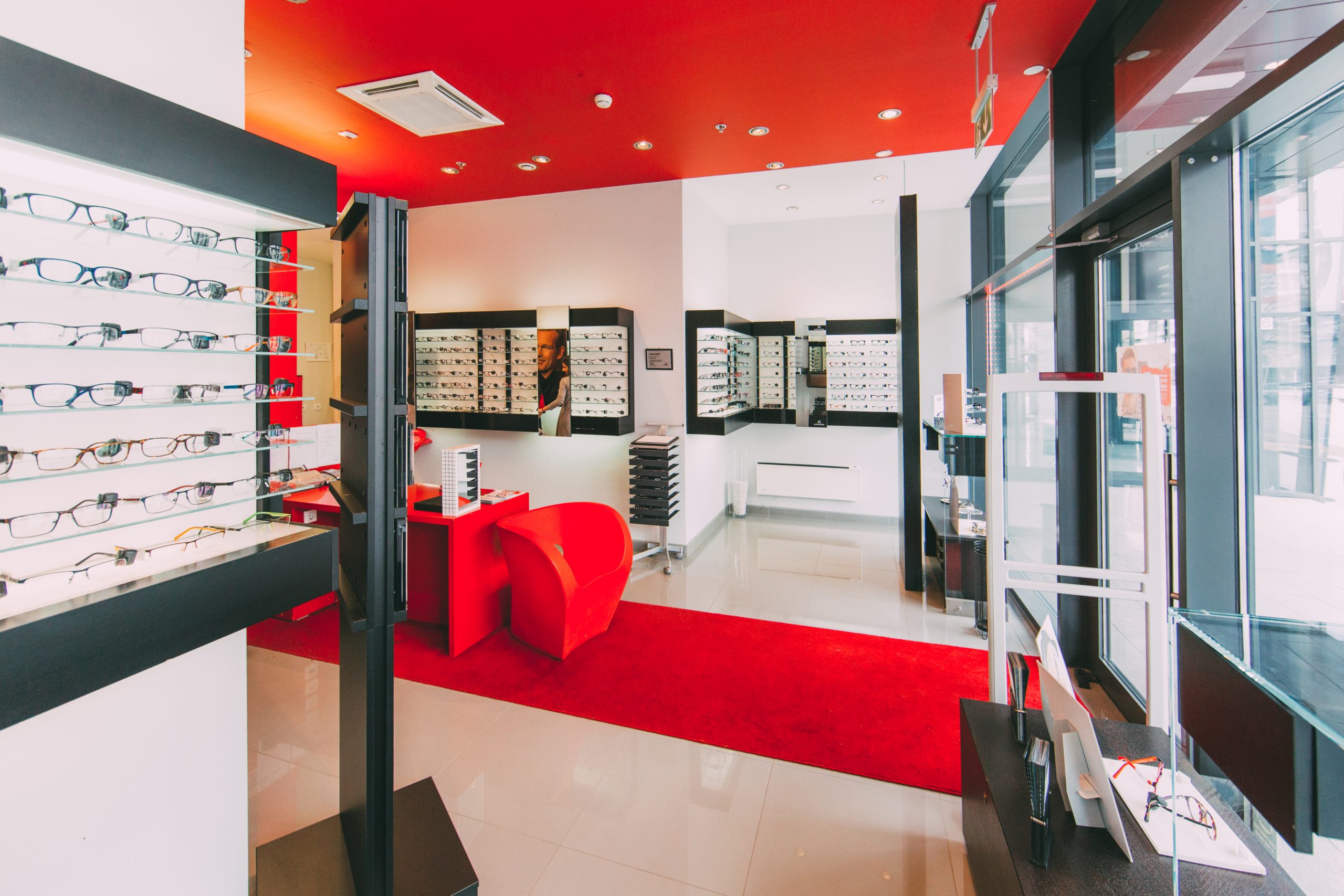 KONTAKT - Očna optika Lens